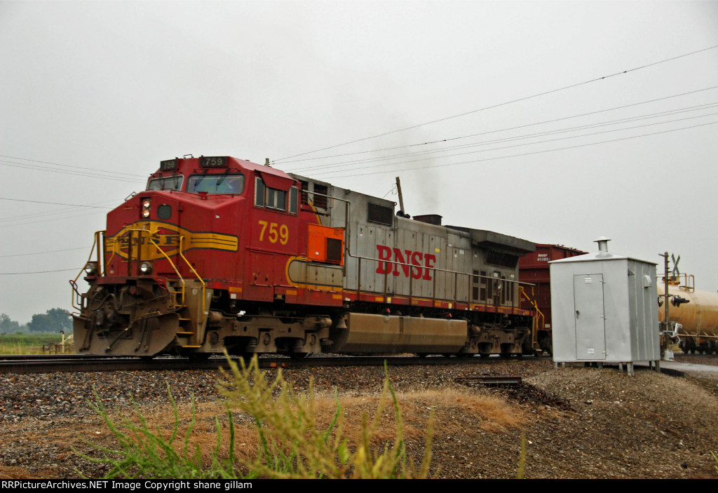 BNSF 759
